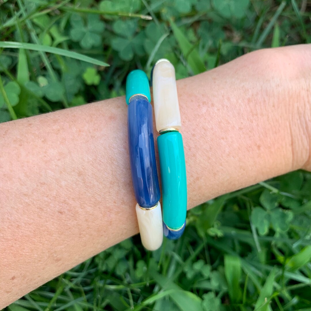 Navy Cream Sea Foam Acrylic Bamboo Macaroni Bead Bracelet - Colorful ...