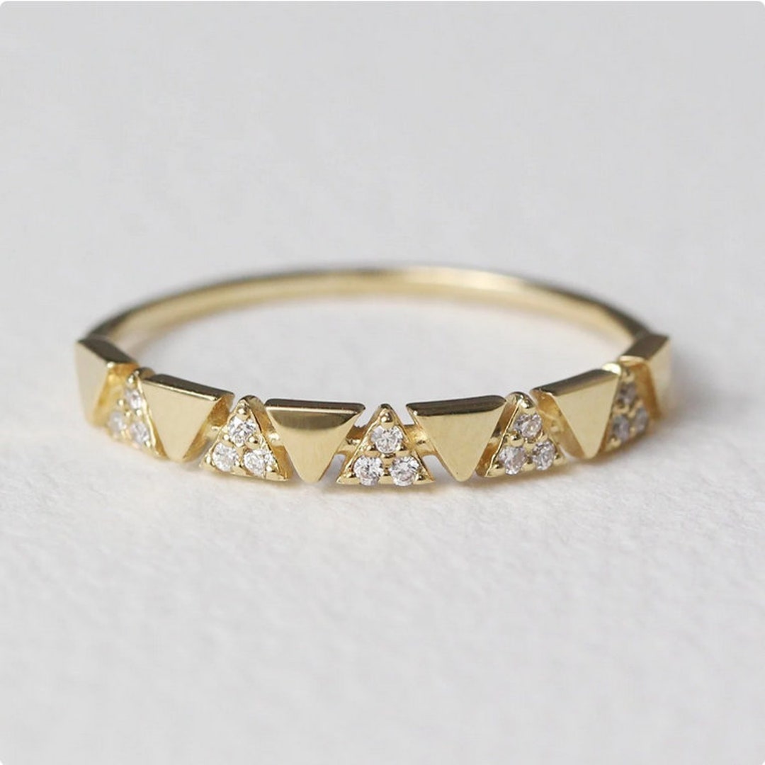 Alternating Triangle Shape Engagement Ring, Half Eternity Wedding Ring ...