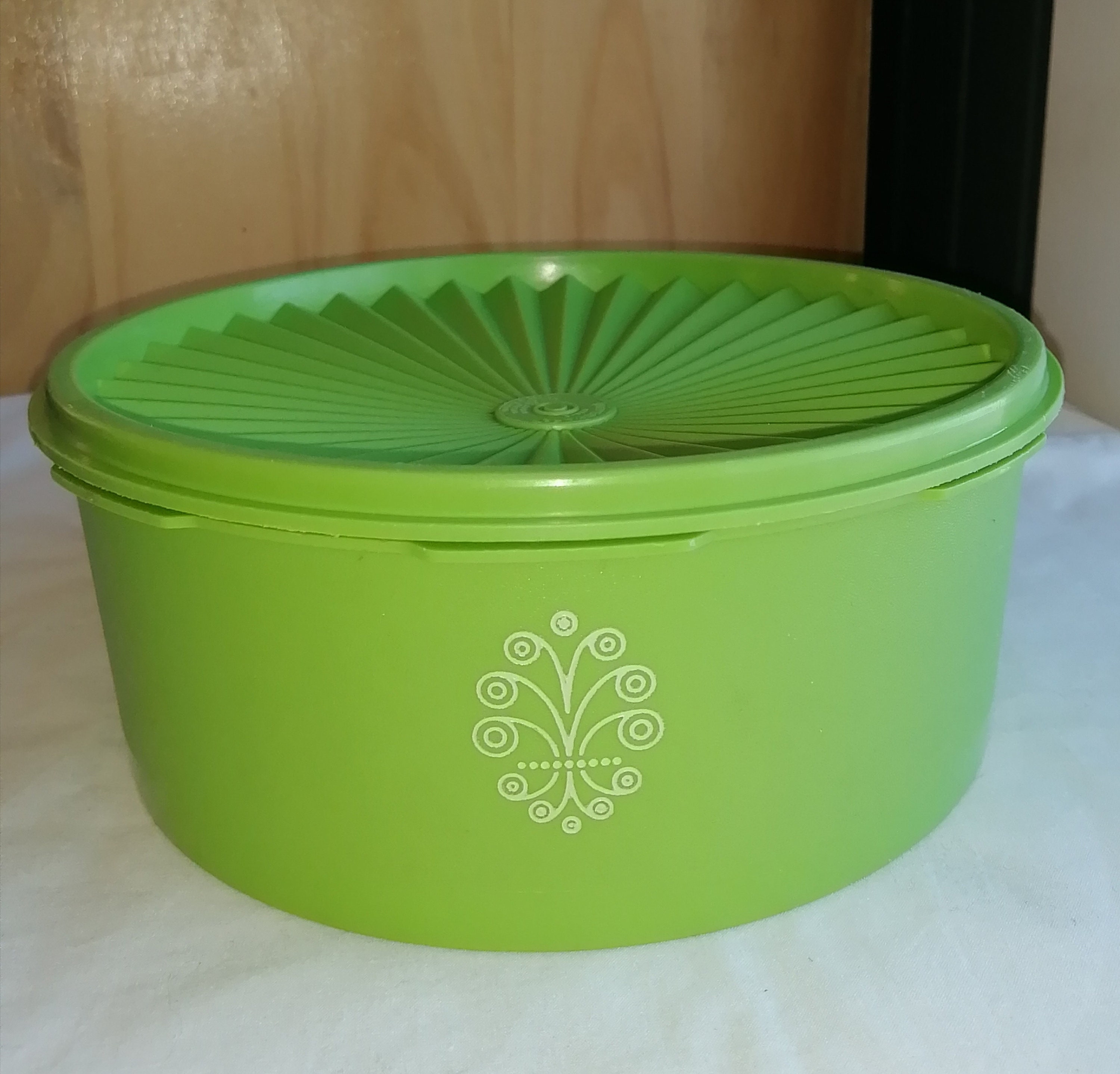 Tupperware Round Container With Its Lid - Etsy Canada