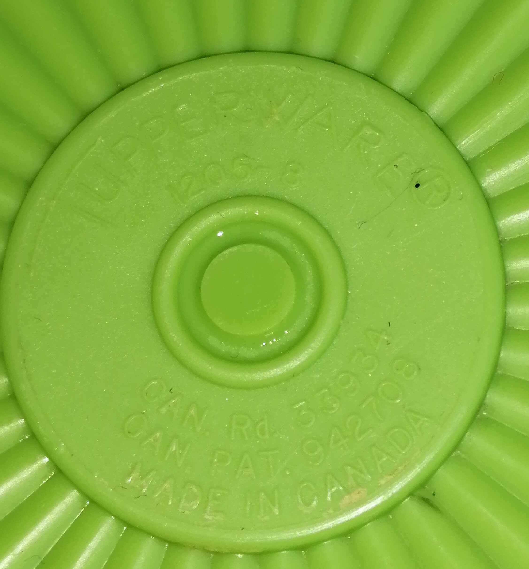 Tupperware Round Container With Its Lid - Etsy Canada