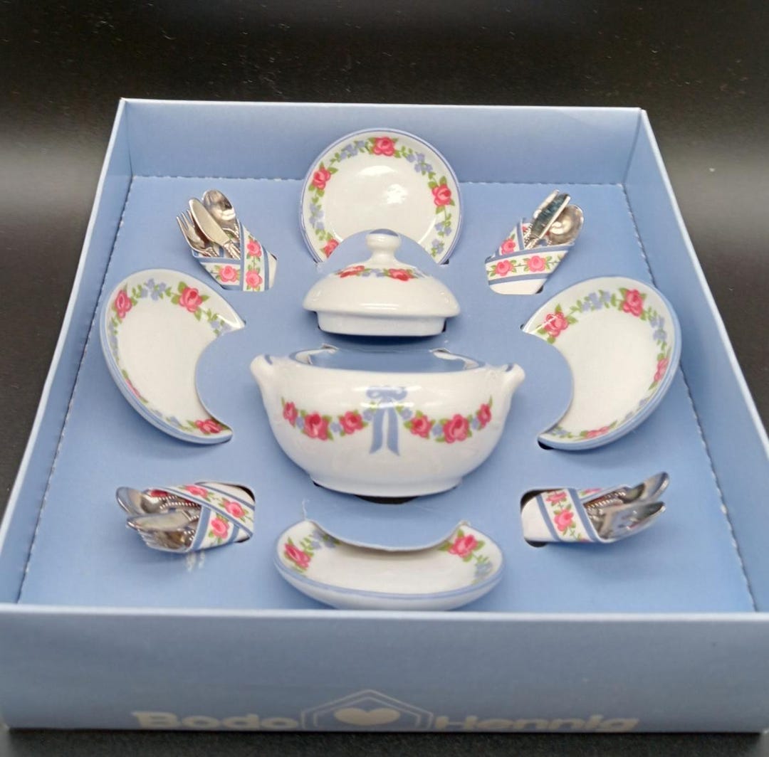 1:5/6 Dinner Set Porcelain Roses Pattern by Bodo Hennig for Dolls ...