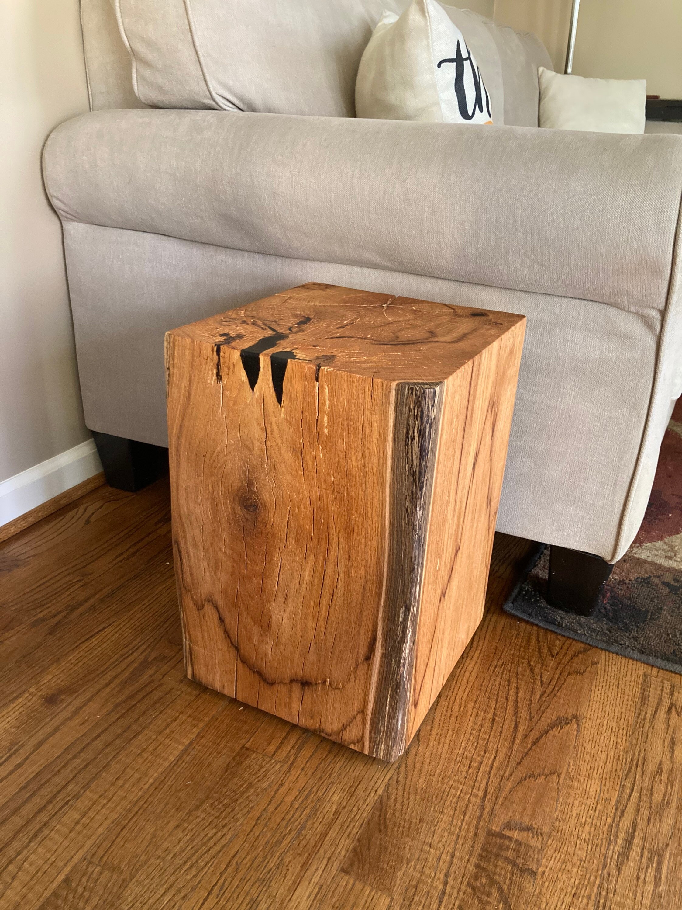 Beautiful Red Oak End Table - Etsy