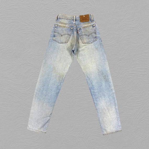 26x29.5 90's Vintage Levi's USA Jeans Light Blue Wash Denim 26x29.5 90's Vintage Levi's USA Jeans Light Blue Wash Denim