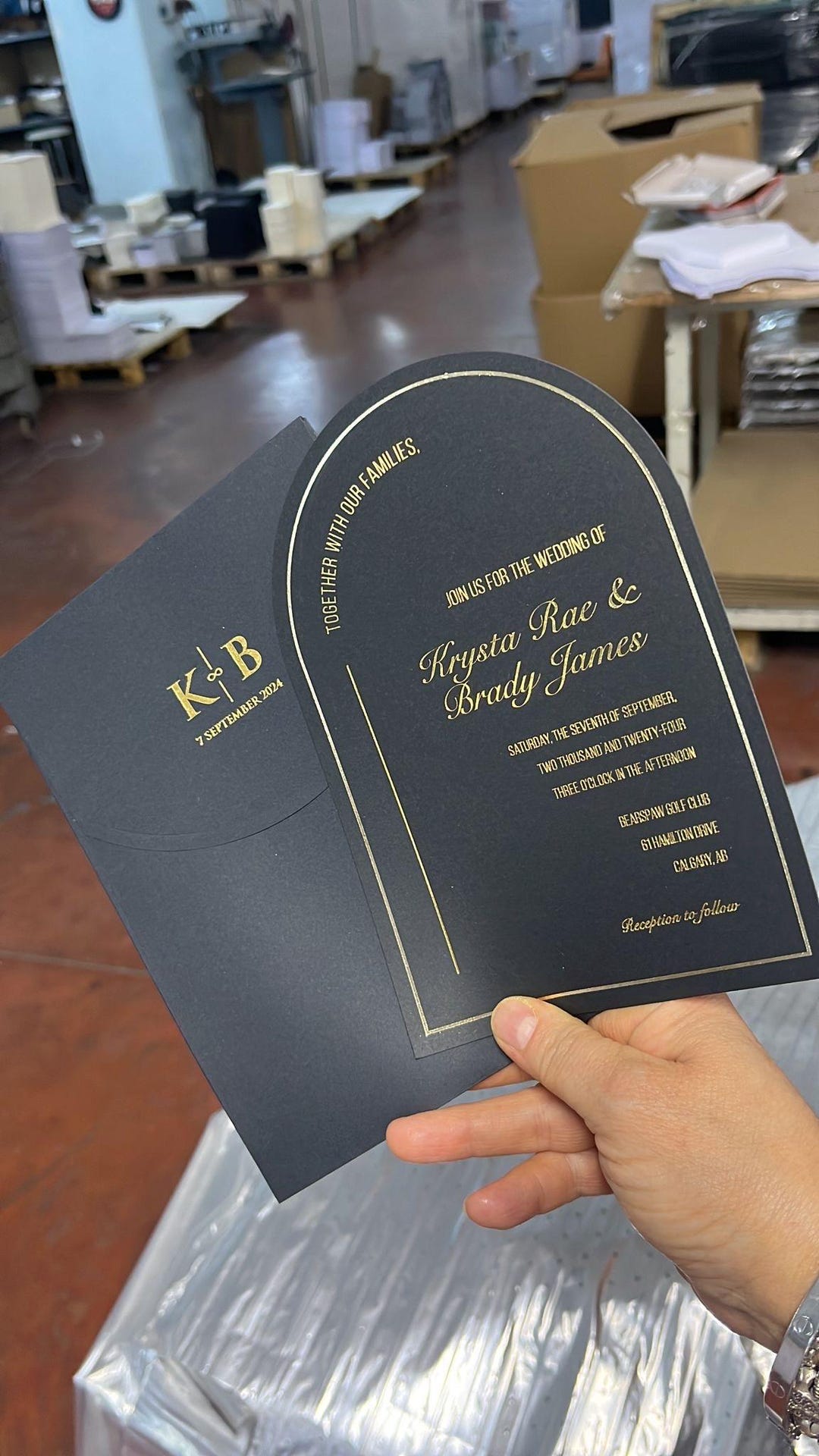 Oval Curved Arched Wedding Invitation Card With Gold Foil Border - Gold ...