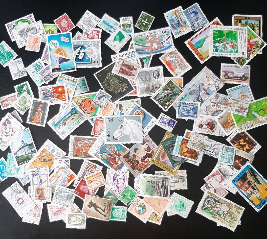 Vintage Postal Stamps - Pack of 100 World Postage Stamps - Collectors ...