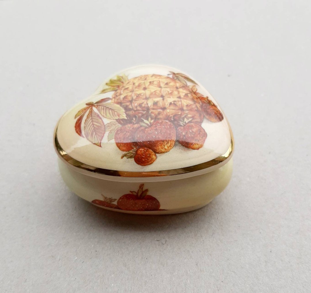 Royal Worcester Palissy Trinket Box – Heart Shaped Pineapple Design - Etsy