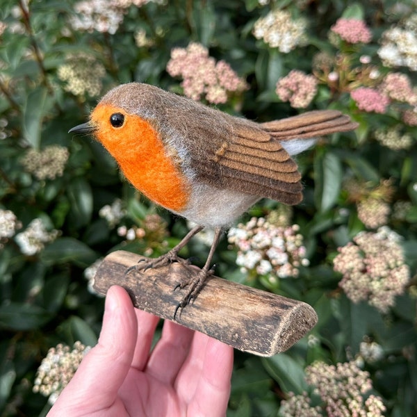 Felt Robin - Etsy UK