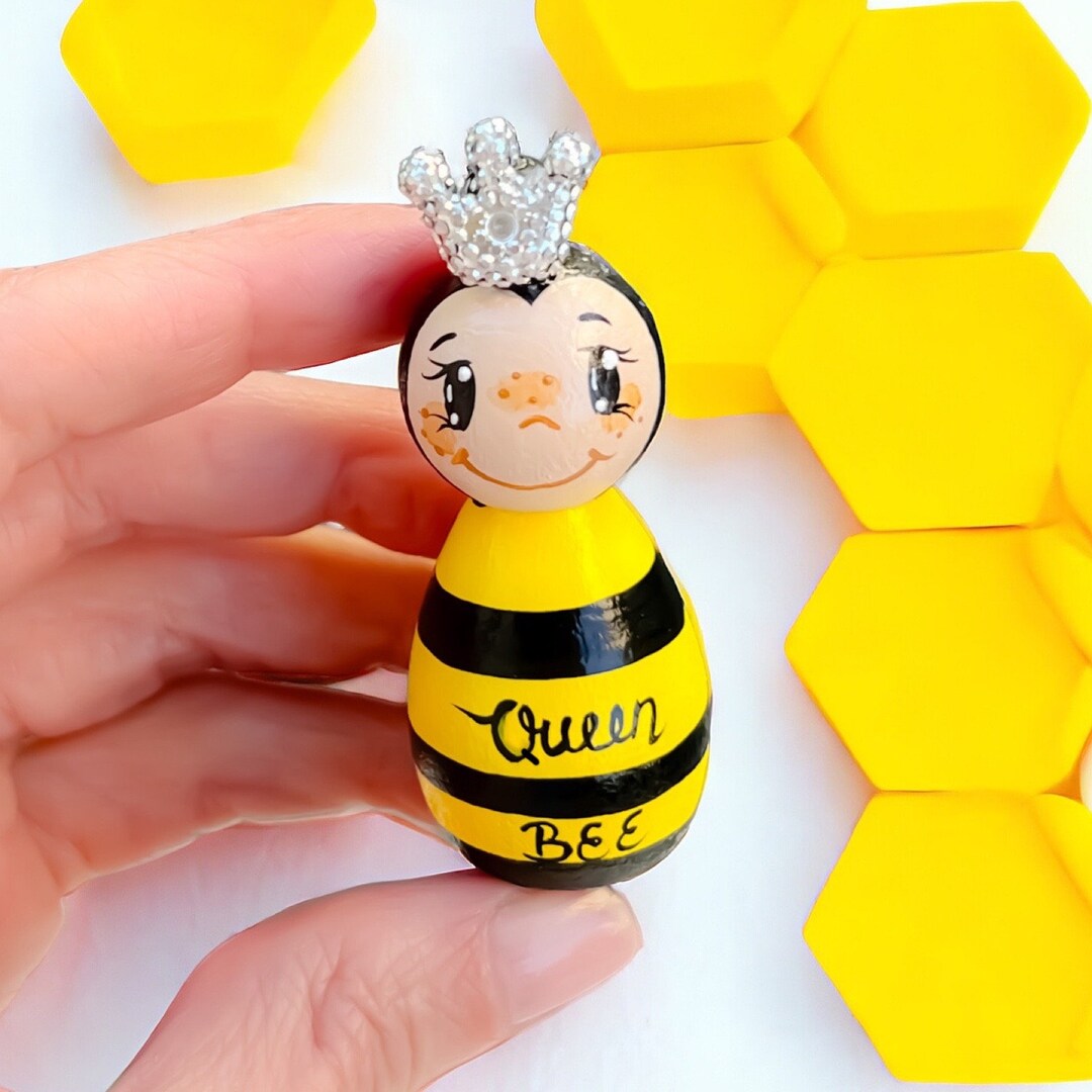 Handpainted Queen Bee Peg Doll , Nature Peg Dolls , Animal Peg Dolls - Etsy