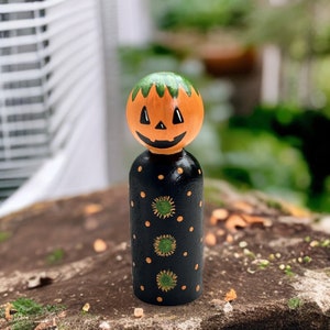 Halloween Peg Doll Set , Personalized Halloween Gift , Spooky Decor ...