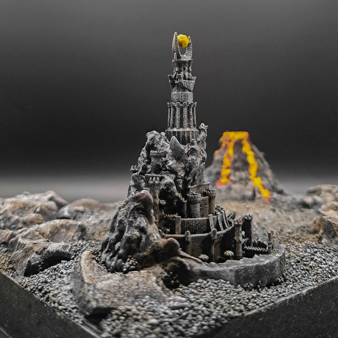 Mordor Tower Diorama – Barad-dûr Miniature, LOTR Fantasy Decor, Sauron ...