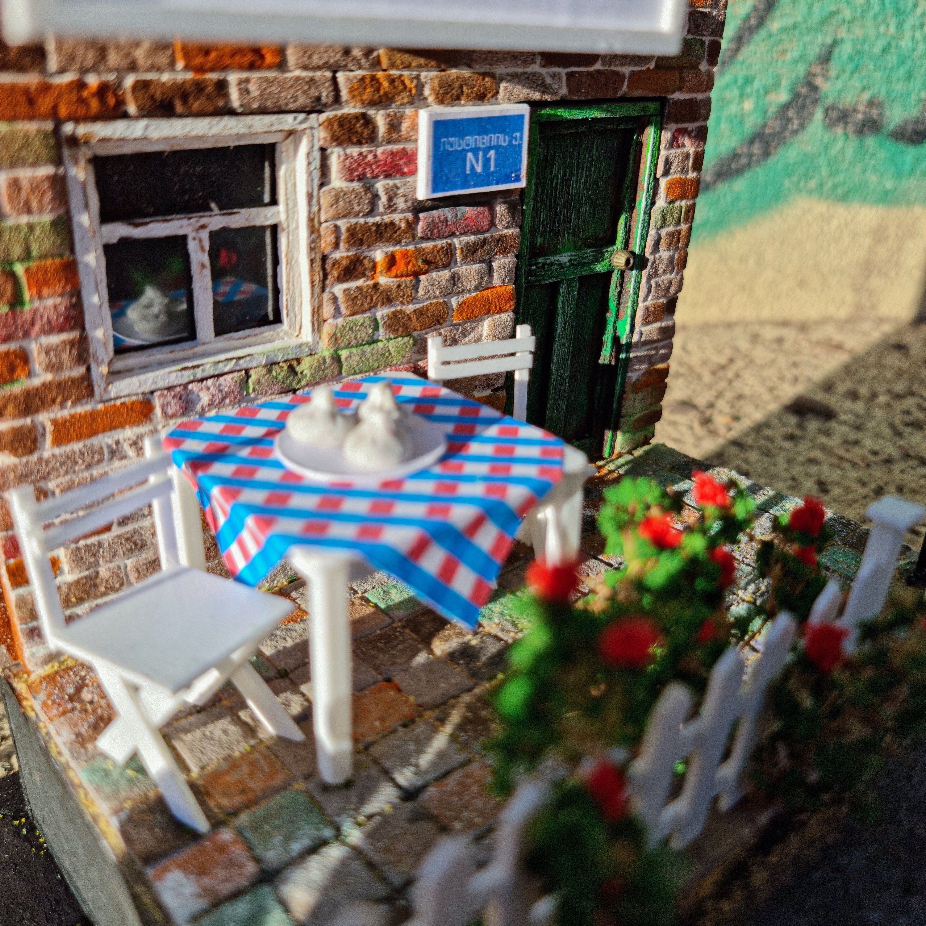 Fantasy Cafe Diorama | Flower Garden | Colorful House Mode | 1:24 Scale ...