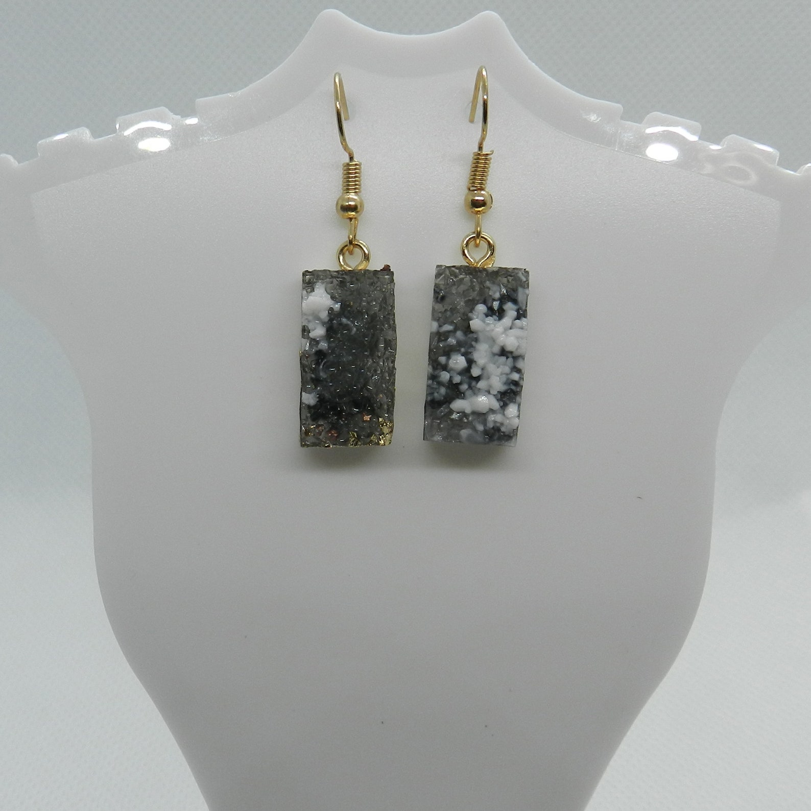 Charming Geometric Rectangle Natural Stone Crystals Resin - Etsy