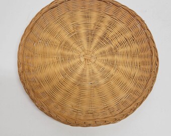 Wicker Plate Holder | Etsy