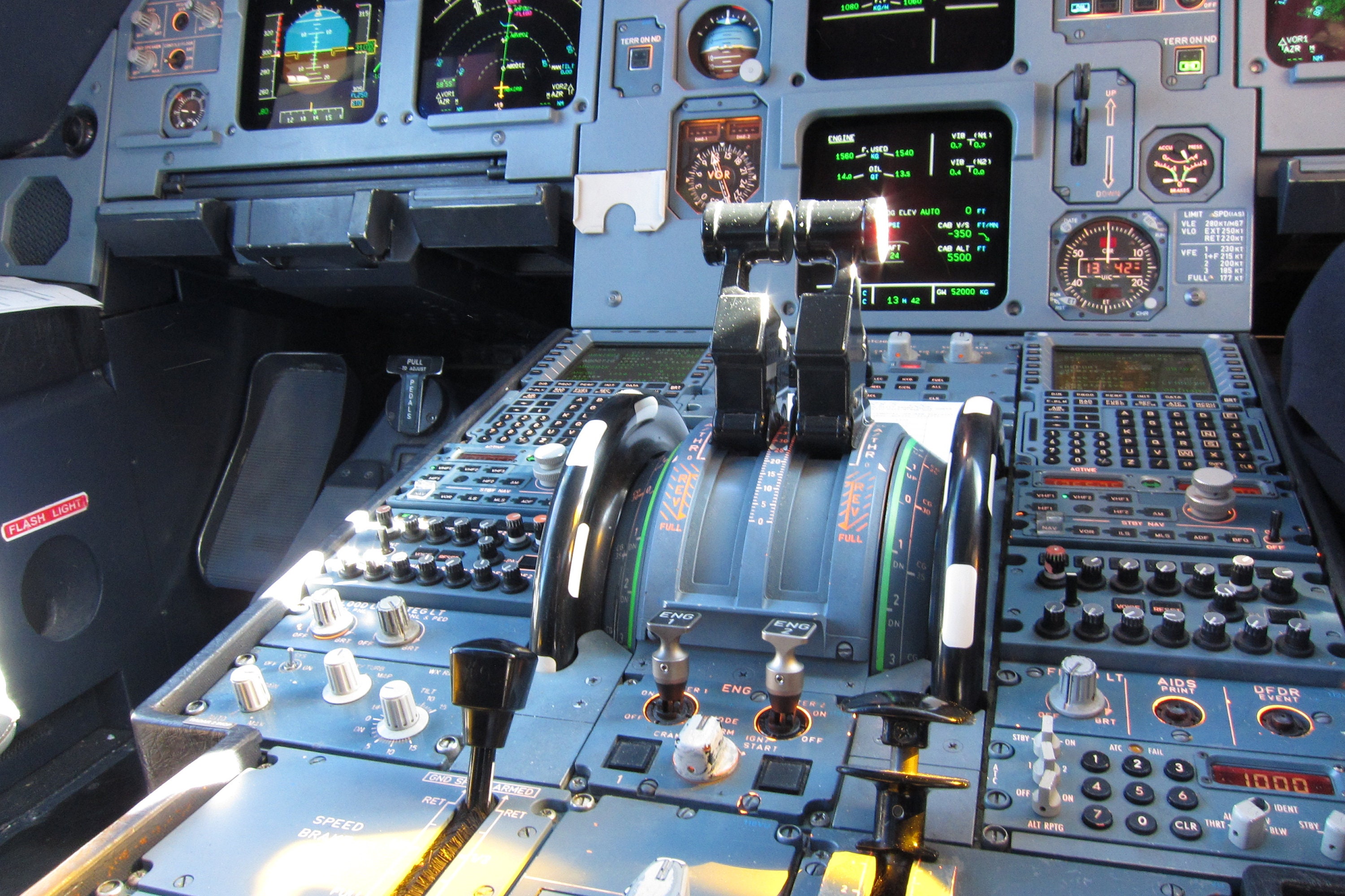 Airbus A320 Throttle Quadrant / Logitech Throttle Quadrant Mod/ A320 ...