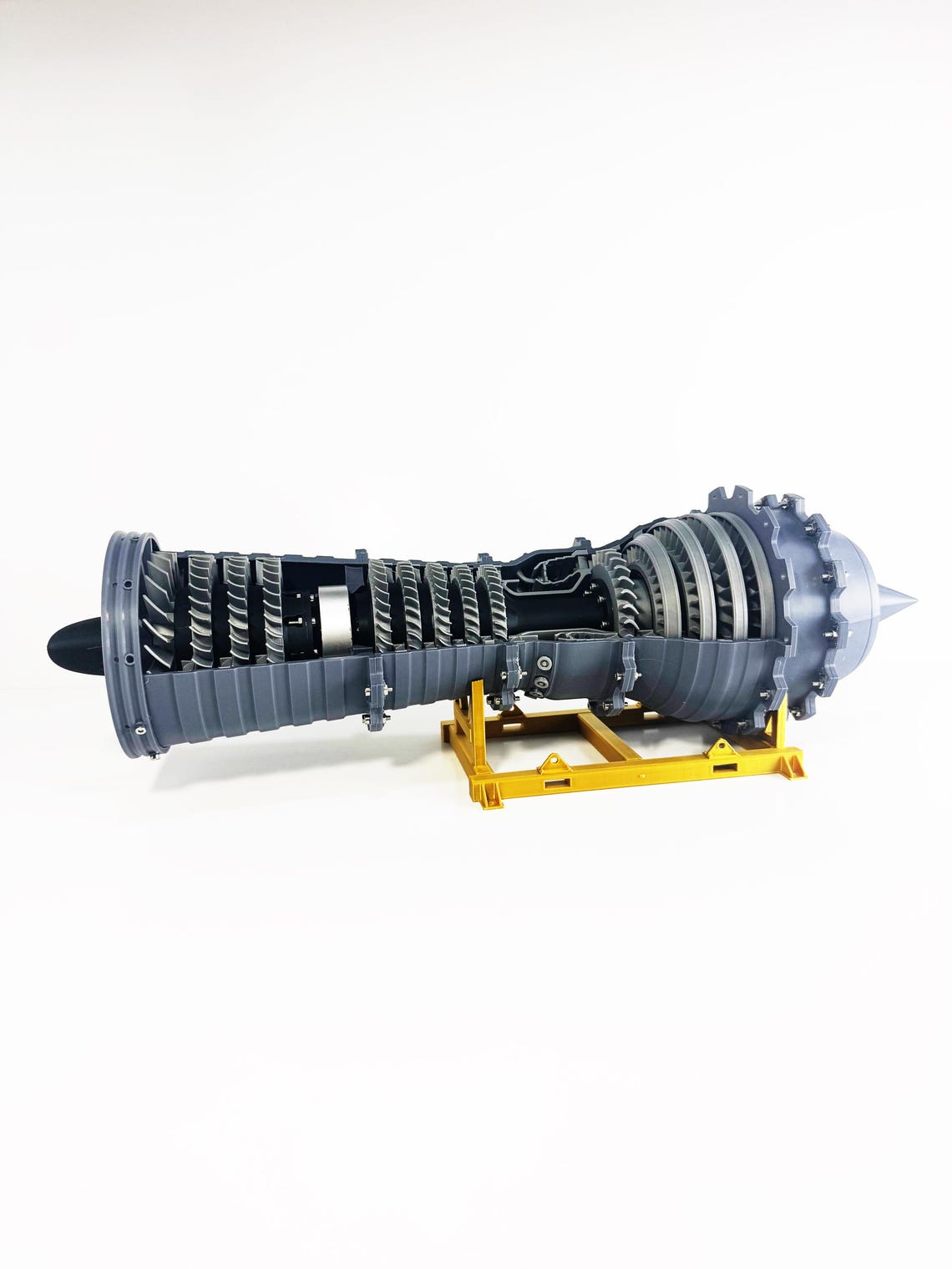 Model Turbojet Engine With Rotating Turbine Blades / Christmas Aviation ...