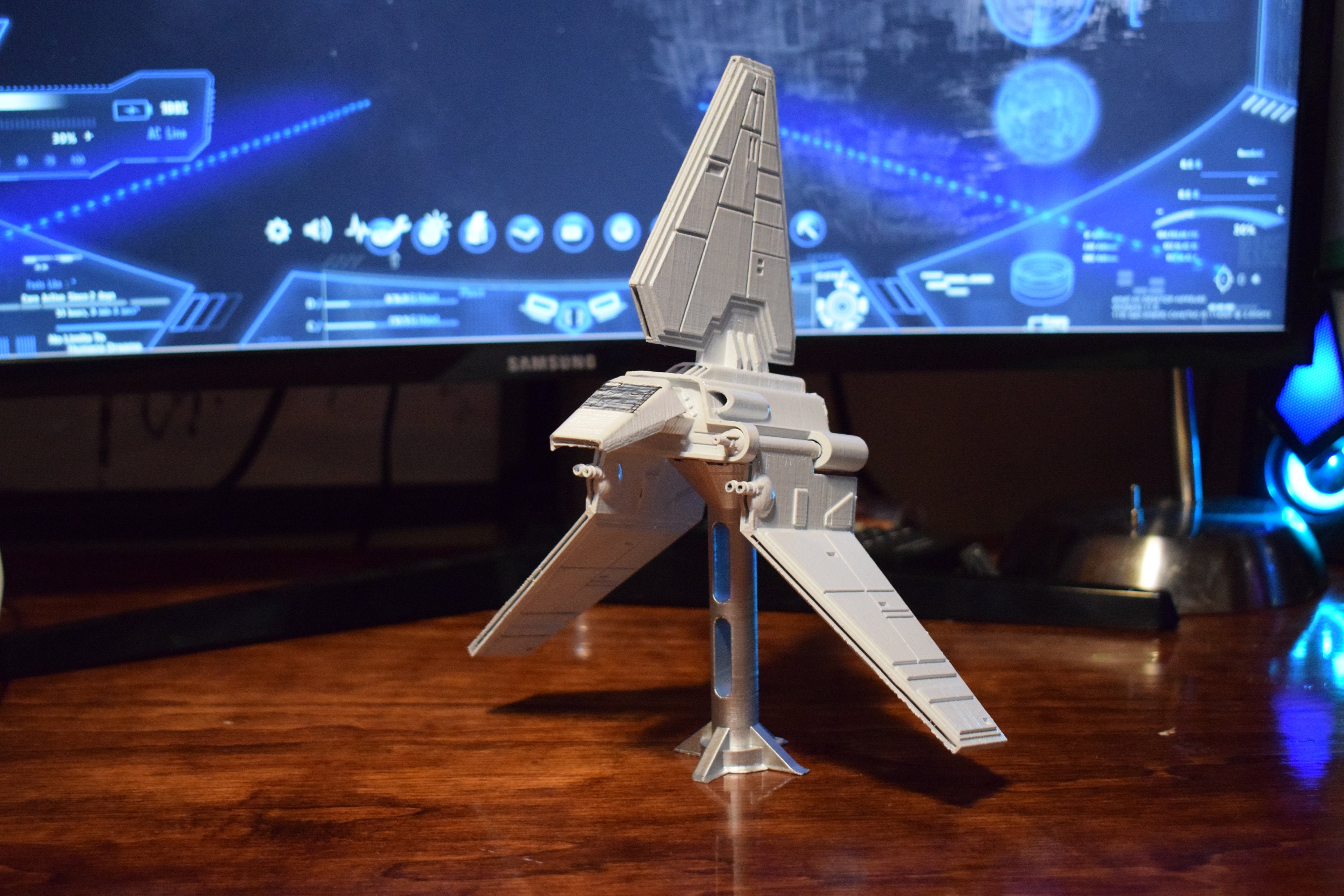 Lambda Class Shuttle/lambda Class T-4a Imperial Shuttle/star Wars ...