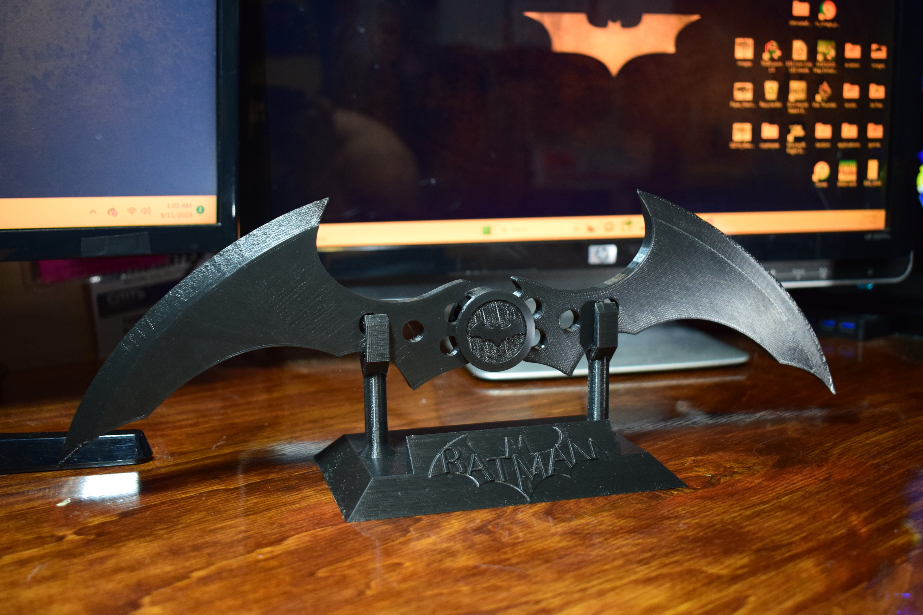 Batman Batarang Arkham Asylum