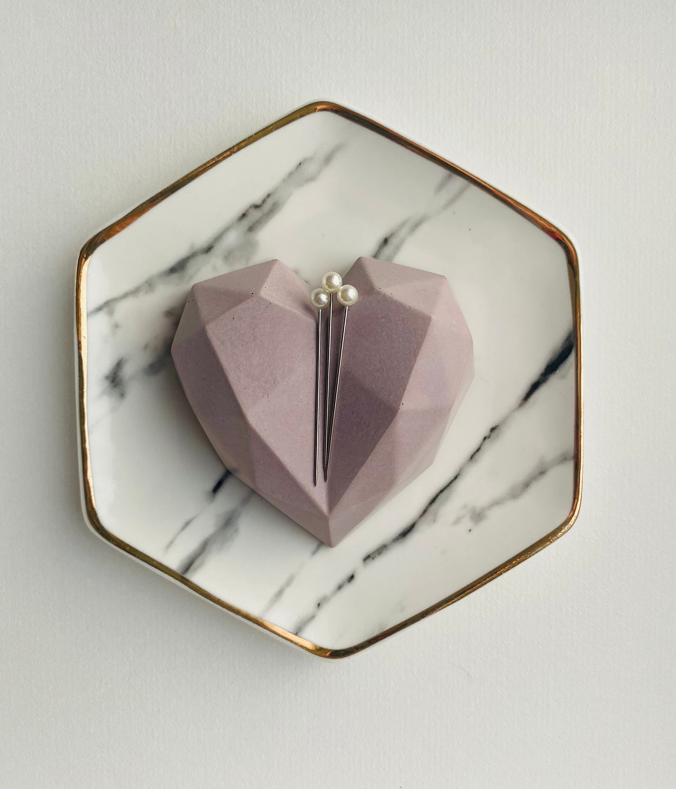 Concrete Geometric Heart Paperweight, Magnetic Paperclip Holder, Office ...