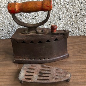 Antique Cast Iron Iron - Etsy