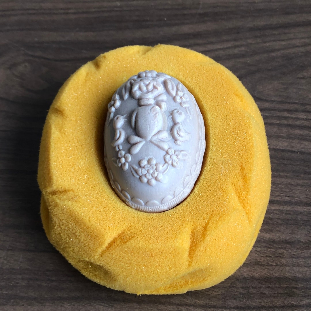 Vintage Avon Egg Nest Soap and Sponge - Etsy