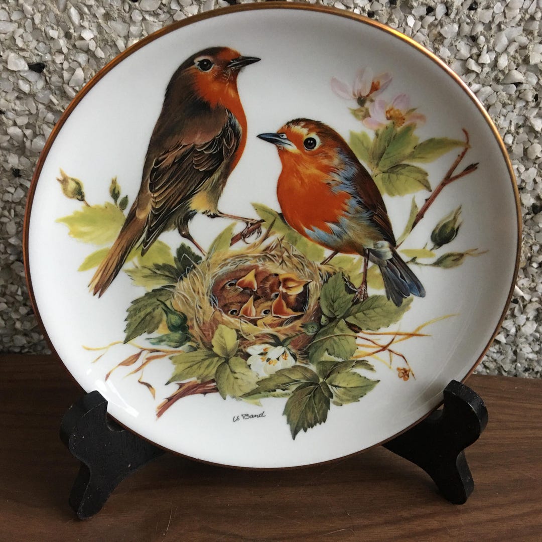 Red Robin Collector Plate Art by Ursula Band - Etsy