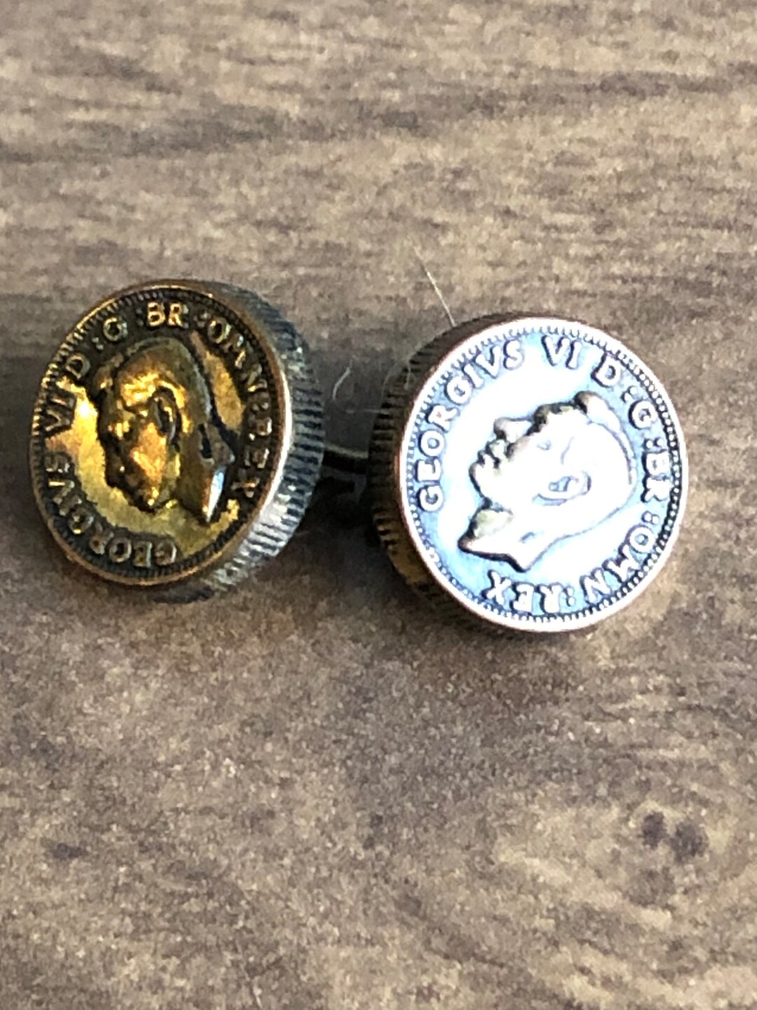 2 Vintage King George Penny Buttons - Etsy