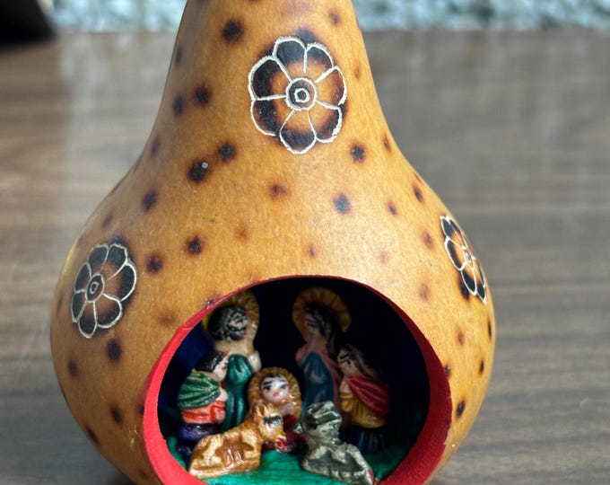 Vintage Nativity Scene in Gourd - Etsy