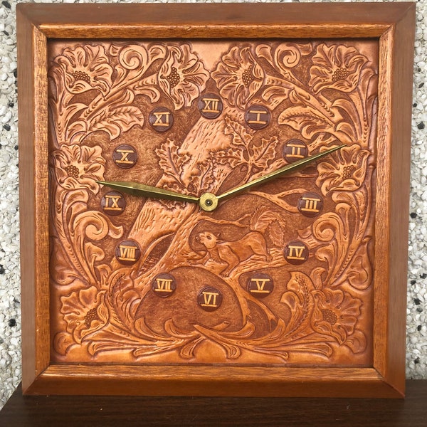 Vintage Wood Clock - Etsy