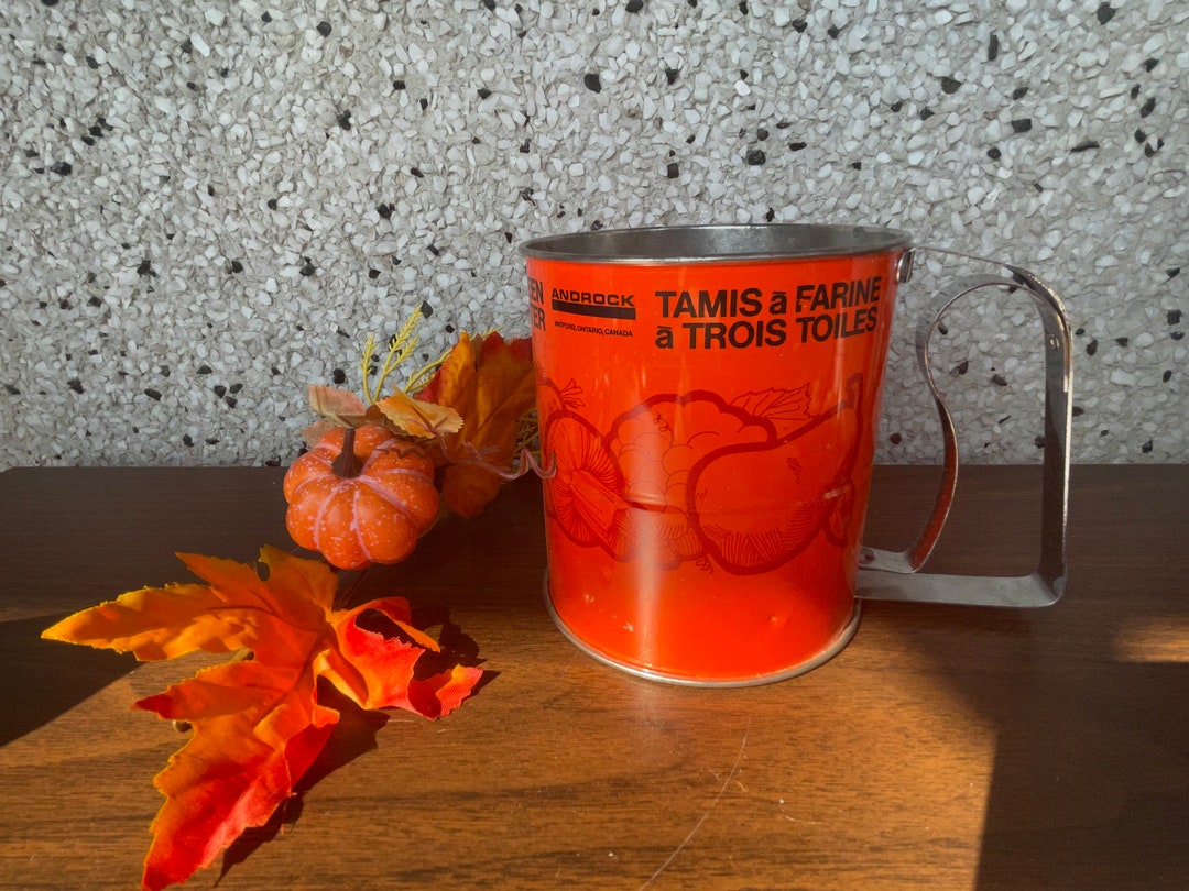 Vintage Red Androck Flor Sifter - Etsy