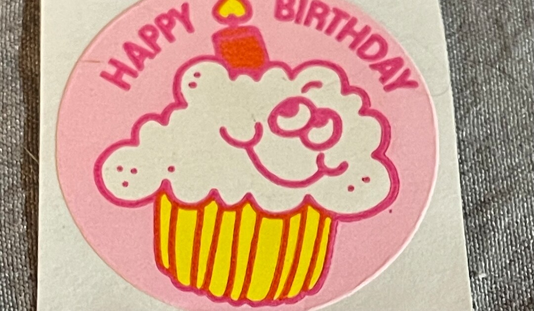 Vintage Cupcake Scratch N Sniff Sticker - Etsy