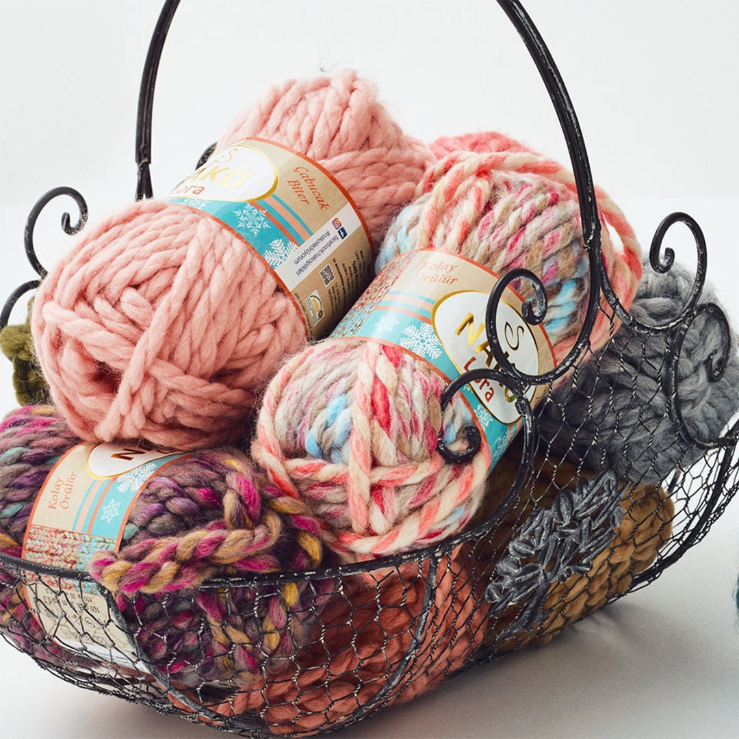 Nako Lora Multicolored Wool Yarn: Super Bulky Chunky Knit (3.5 Oz/100g ...