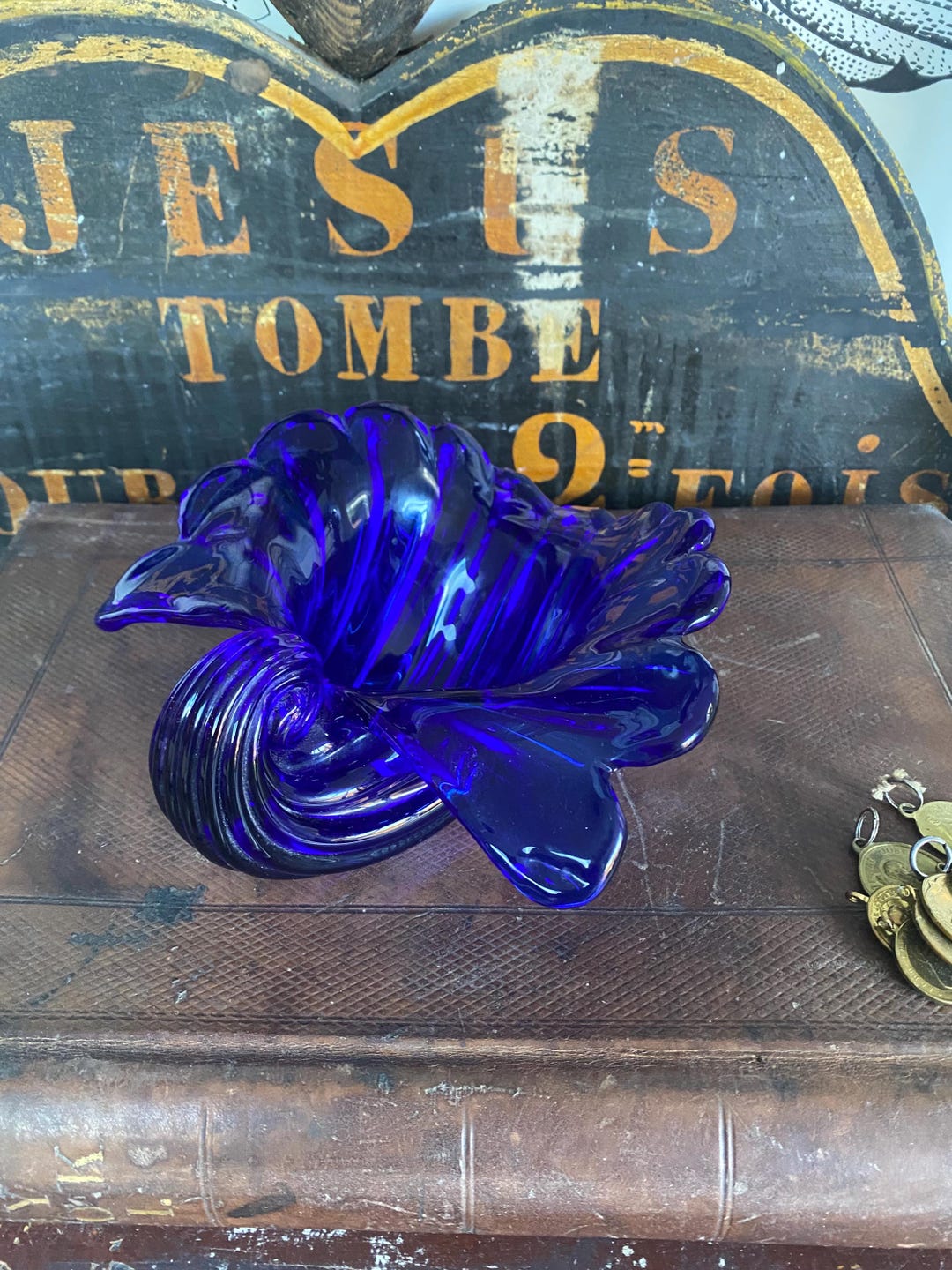 Bright Cobalt Blue Glass Shell Bowl by Archimede Seguso for Murano. - Etsy