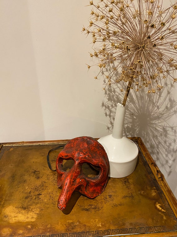 Vintage Venetian masquerade half mask. - Gem