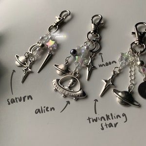 Silver Celestial Alien Y2k Keychain, Space Keychain, Alien Keychain ...