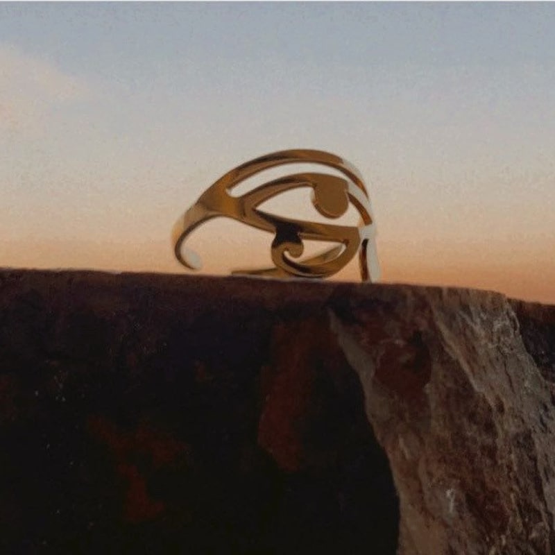 Luxor Ring - Etsy