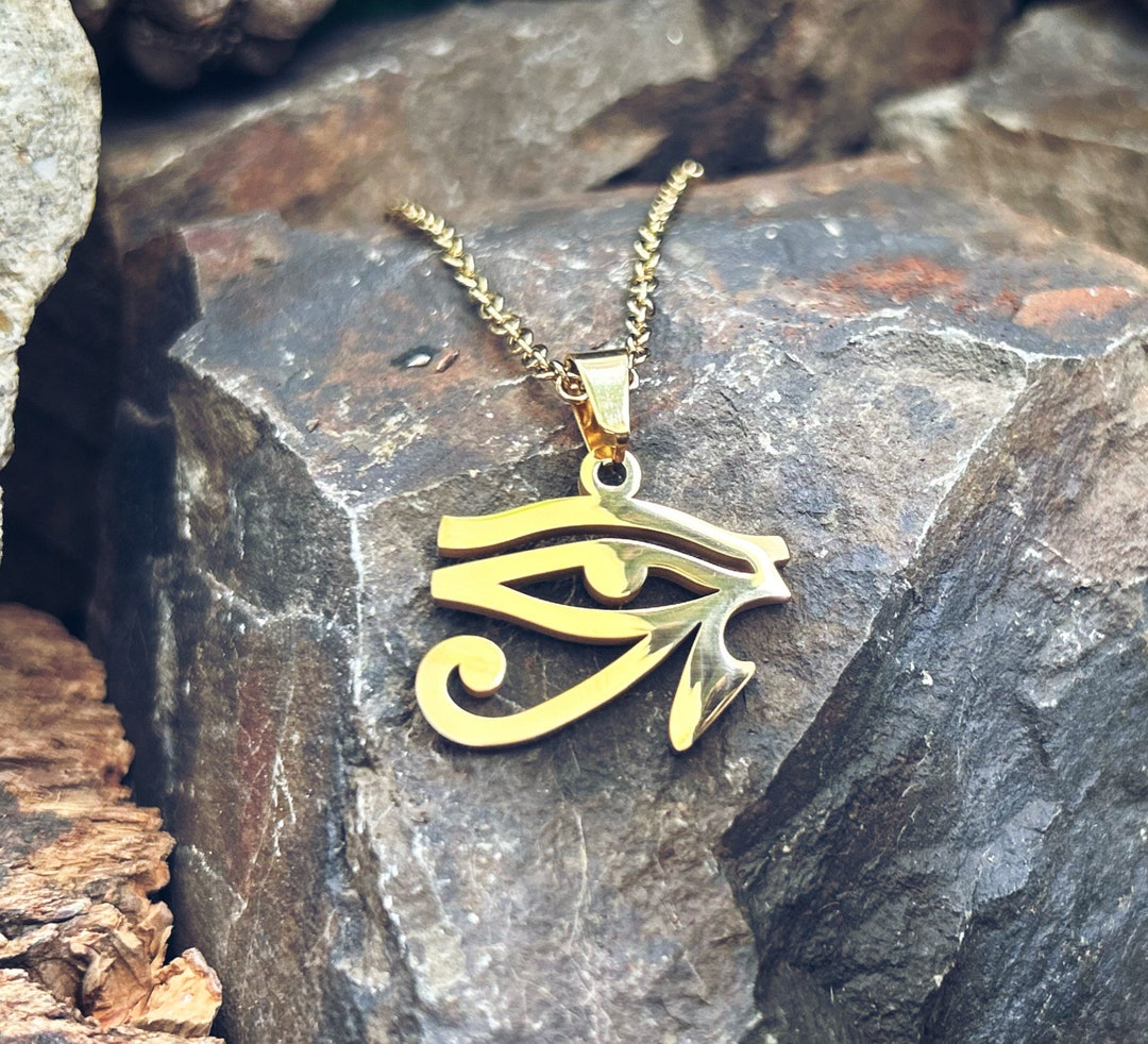 Egyptian Necklace Pendant, CLEOPATRA, Amulet Necklace, Eye of Ra, Eye ...