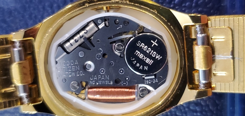 Rare Citizen Strada Gold Quartz Ladies Watch (NOS) - Etsy