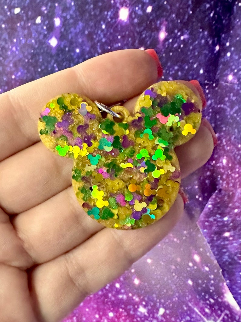 Handmade Mouse Glitter Keychain, Rainbow Resin Charm - Etsy