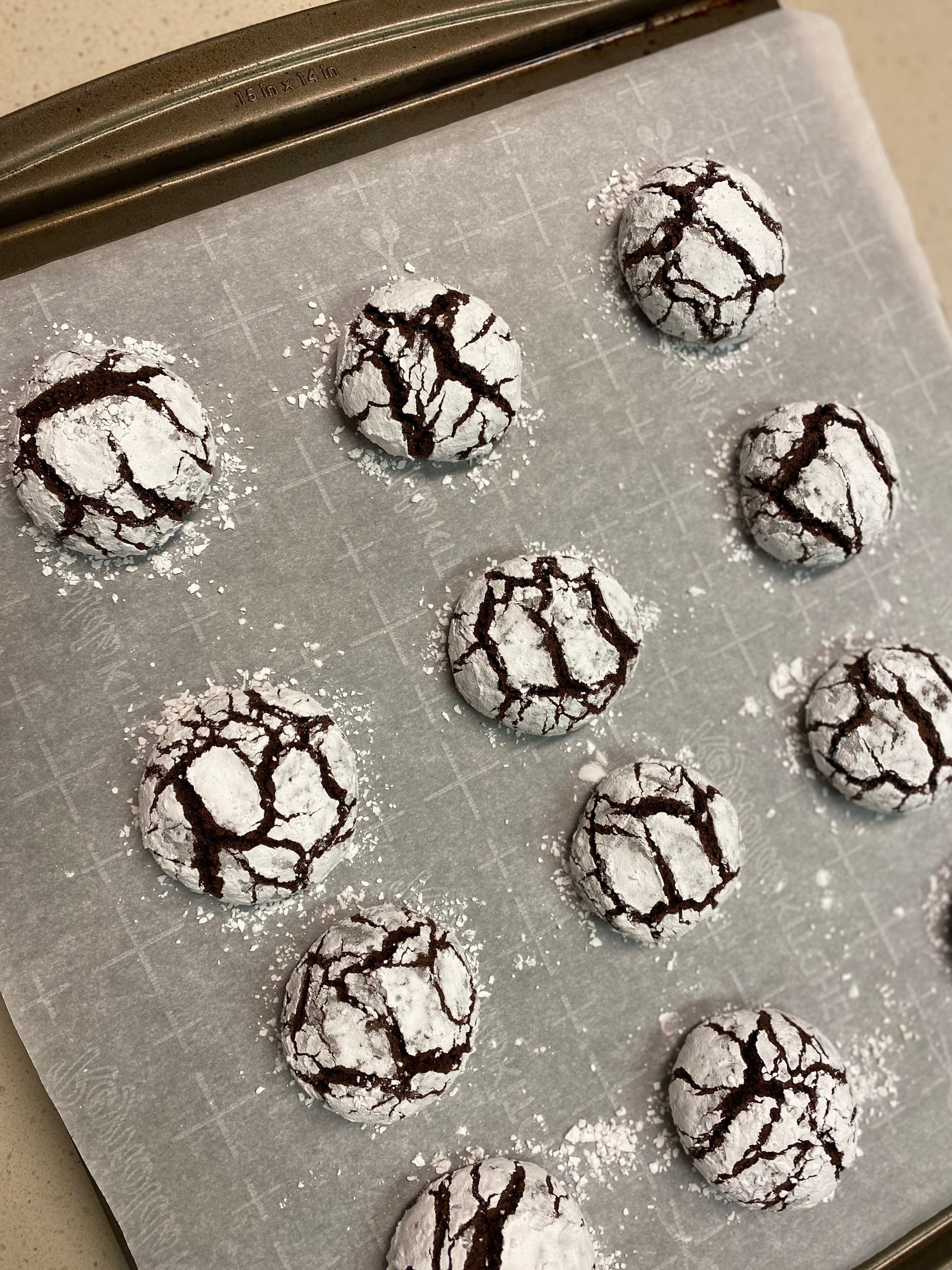 Homemade Moist, Soft and Fudgy Chocolate Crinkles. Best Seller ...