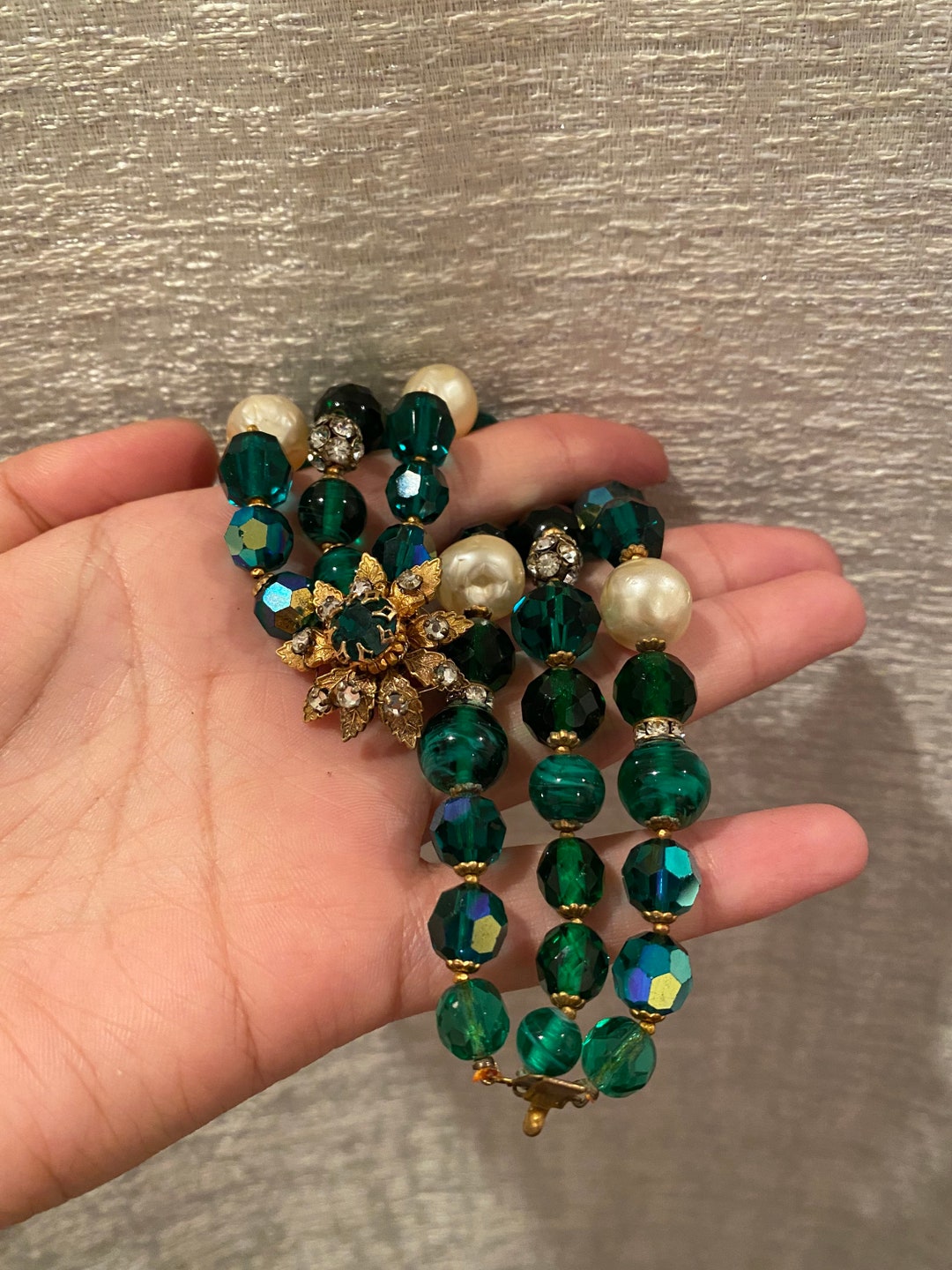 Vintage Unsigned Emerald Green Glass, Pearl, Rhinestone Bracelet - Etsy