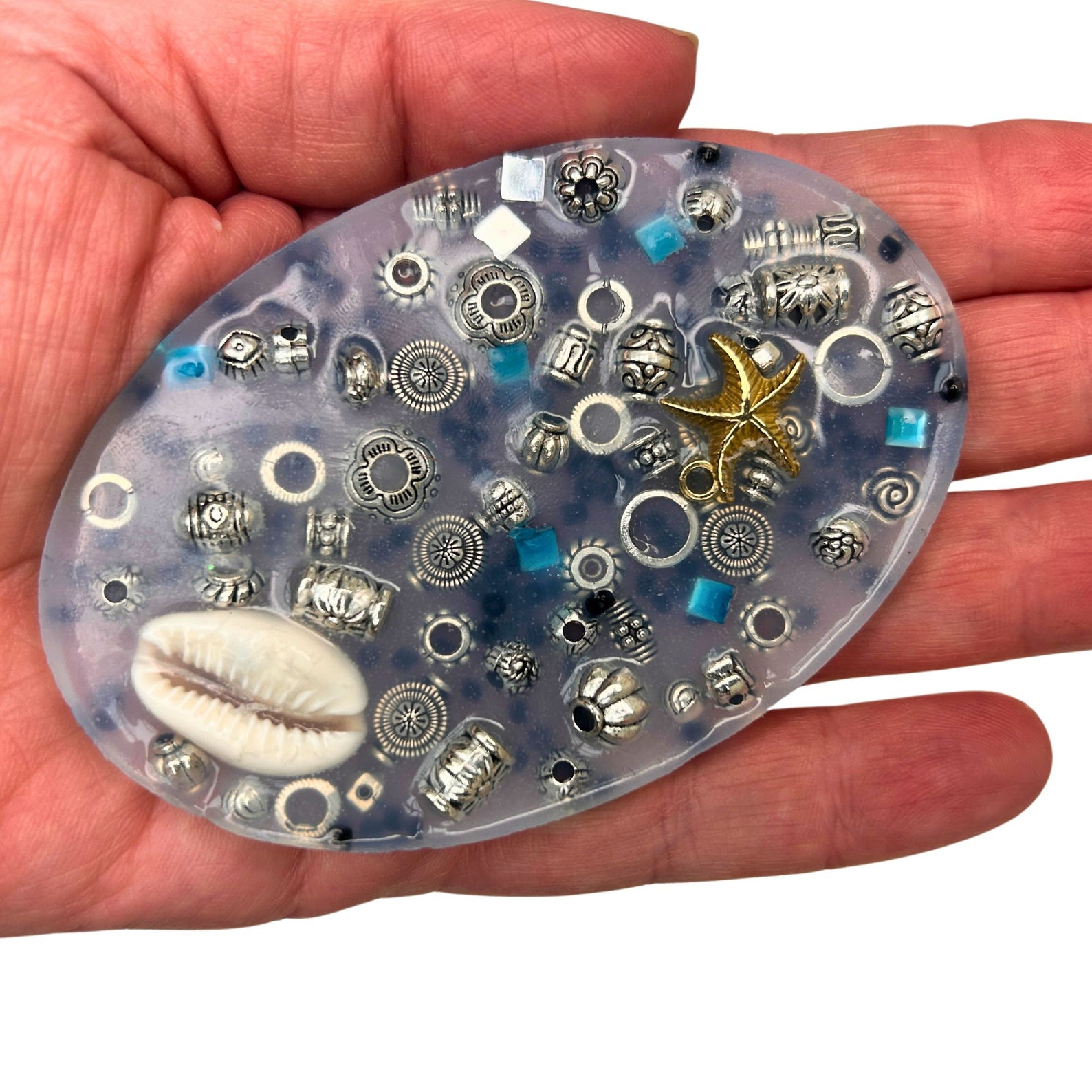 Treasures of the Sea Picking Pad Fidget Pick Palette Toy - Oval Shape ...