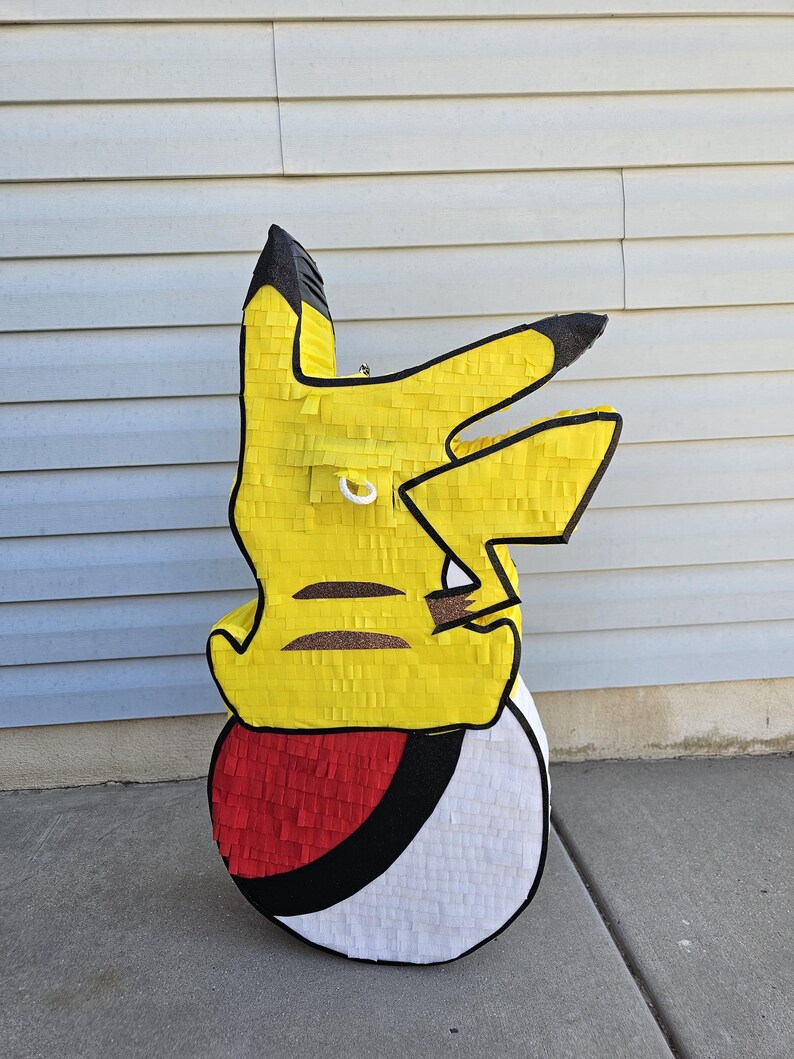 Small Pikachu / Pikachu Piñata / Pokeball / Pokemon/ Pokemon Go ...
