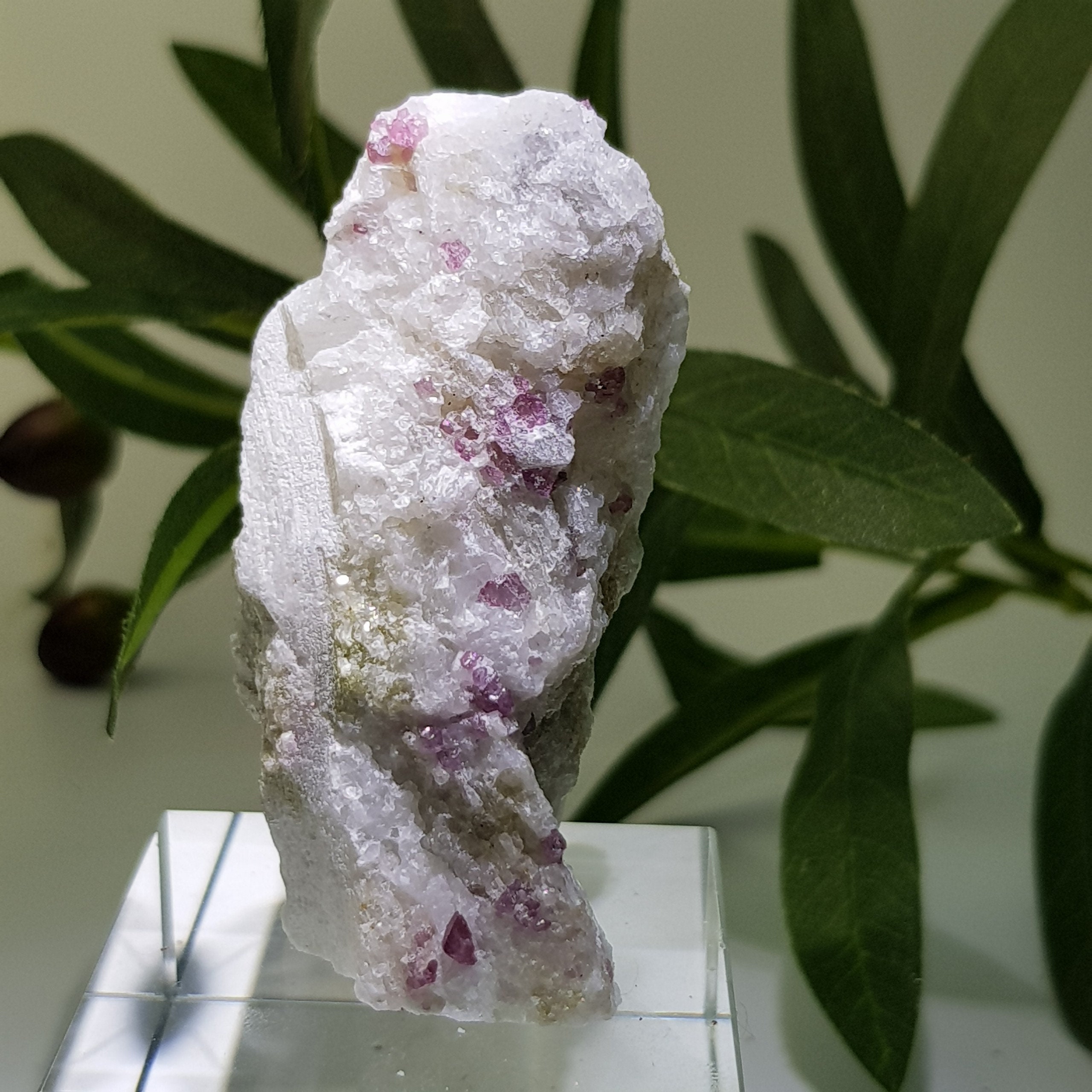 natutal spinel Spinel crystal on white rock spinel gemstone spinel ...