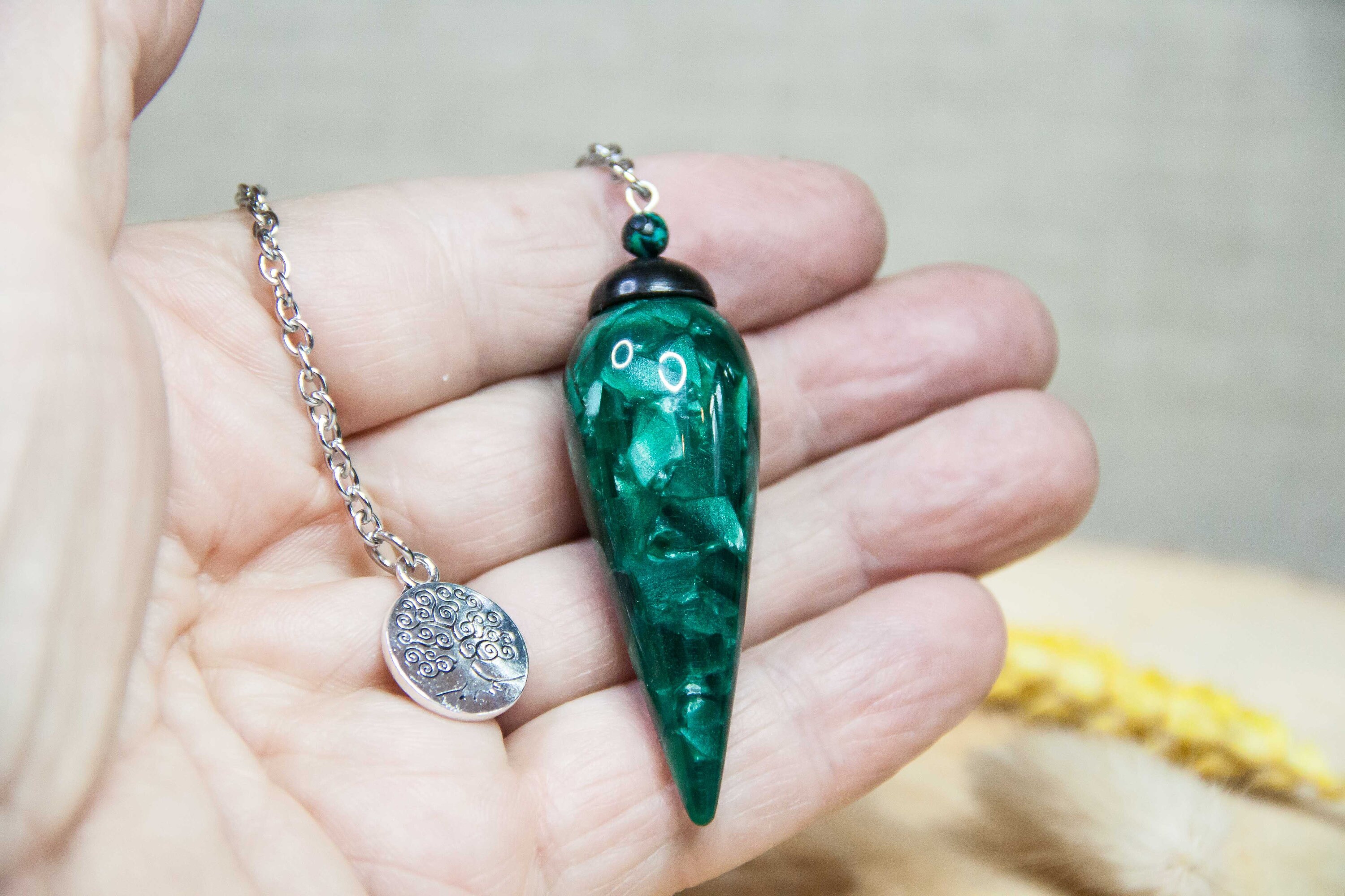 Divination Pendulum in Resin and Ebony Wood Weighted Long 6.2 Cm ø 2 Cm ...