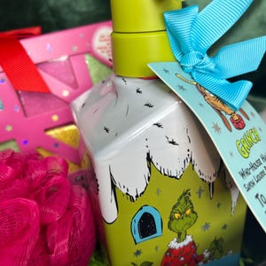 Grinch Spa Gift Basket - Etsy
