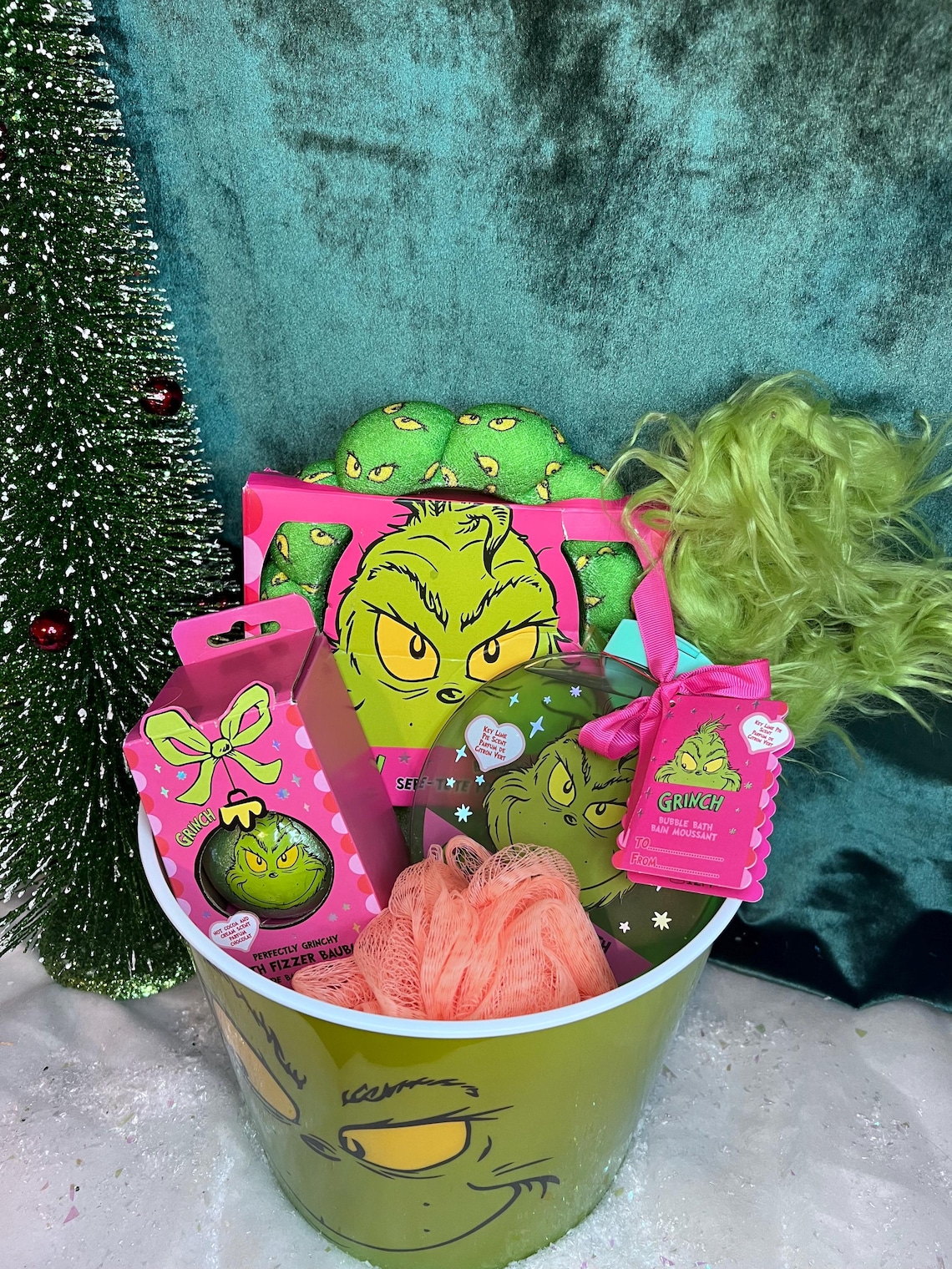 Grinch Gift Basket - Etsy