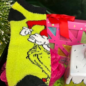 Grinch Spa Gift Basket - Etsy