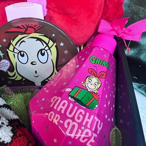 Grinch_ Cindy Lou Spa Basket - Etsy