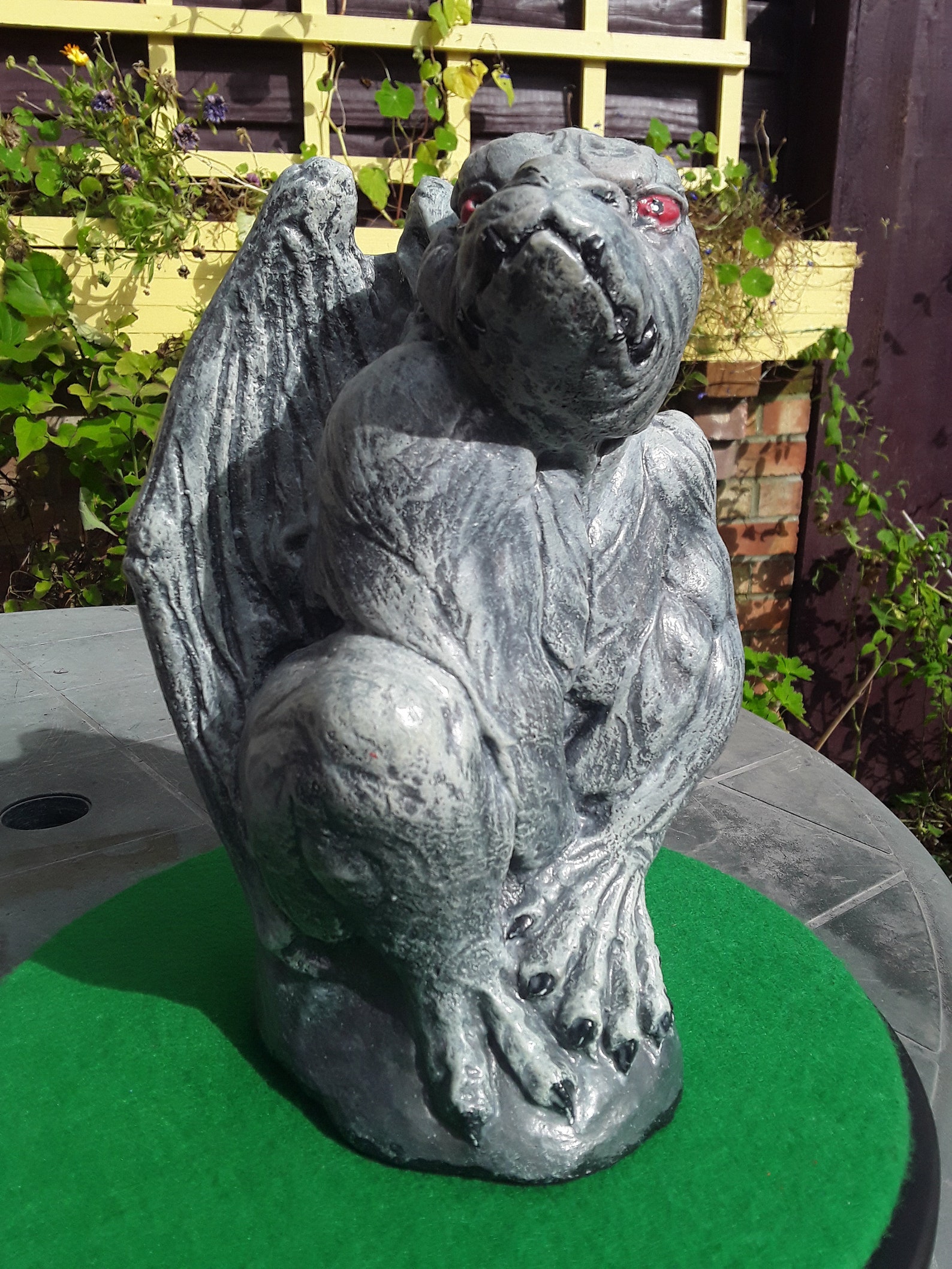 Bespoke Handmade Concrete Hand Painted Gargoyle Garden or Home - Etsy.de