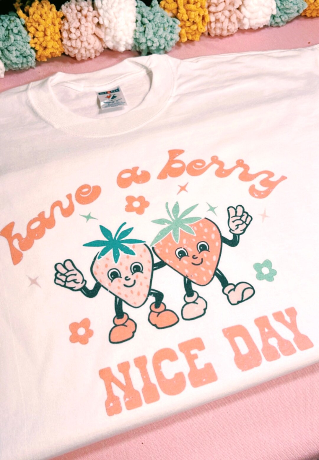Have a Berry Nice Day T-shirt | Strawberry Trendy T-shirt - Etsy